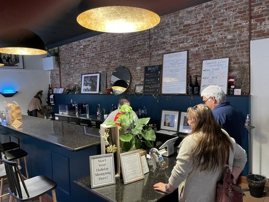 THE PIP WINE BAR & SHOP - Updated August 2025 - 36 Photos & 46 Reviews ...