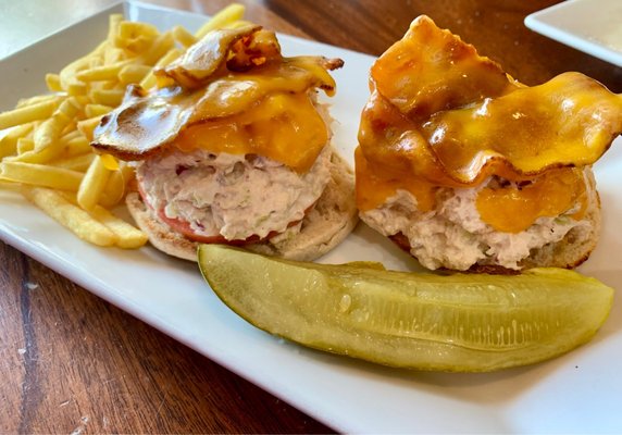 THE COS COBBER - Updated December 2025 - 36 Photos & 79 Reviews - 31 E ...