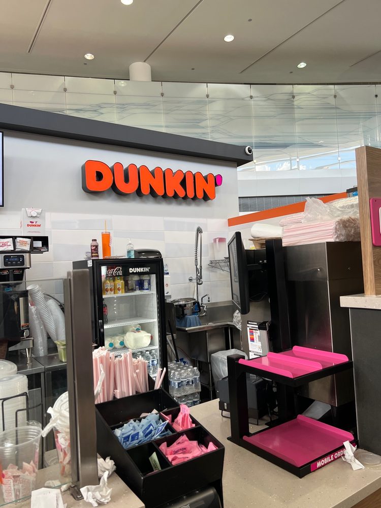 DUNKIN - Updated November 2024 - 46 Photos & 91 Reviews - 5600 Mannheim ...