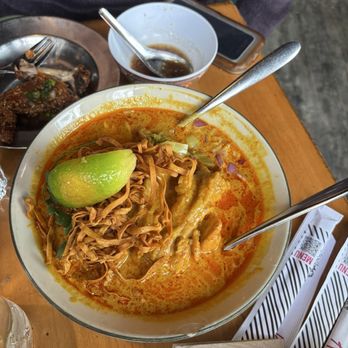 KIN LEN THAI NIGHT BITES - Updated May 2025 - 2654 Photos & 892 Reviews ...