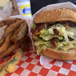 VOLCANO BURGERS - Updated October 2025 - 576 Photos & 1004 Reviews ...