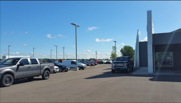 RIVER VIEW FORD - Updated November 2025 - 28 Photos & 57 Reviews - 2200 ...