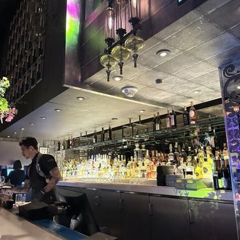 VANDERPUMP COCKTAIL GARDEN - Updated June 2024 - 4243 Photos & 1695 ...