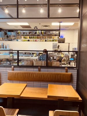 IQ - Updated December 2025 - 83 Photos & 58 Reviews - 18 York Street ...