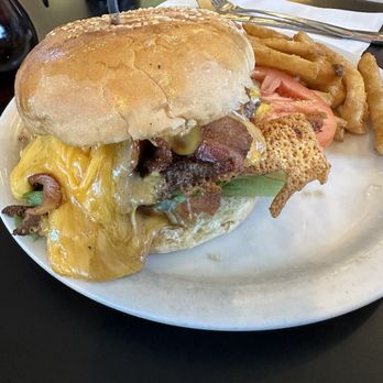 RED HUT CAFE - Updated May 2025 - 990 Photos & 1165 Reviews - 3660 Lake ...