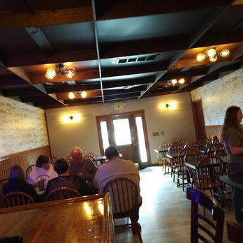 TOP NOTCH BAR - Updated December 2025 - 37 Photos & 29 Reviews - 113 E ...