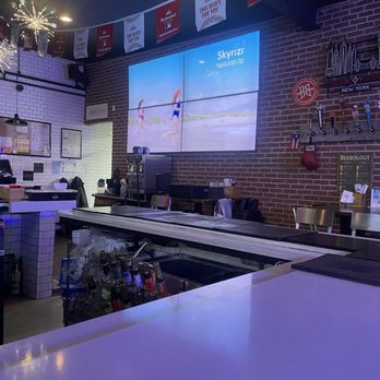 HK KITCHEN & DRAFT HOUSE - Updated January 2026 - 166 Photos & 165 ...