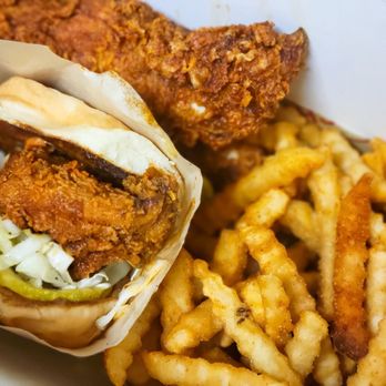 MAIN CHICK HOT CHICKEN - Updated February 2025 - 280 Photos & 301 ...