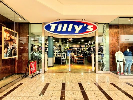 TILLYS - Updated October 2025 - 14 Reviews - 1815 Hawthorne Blvd ...