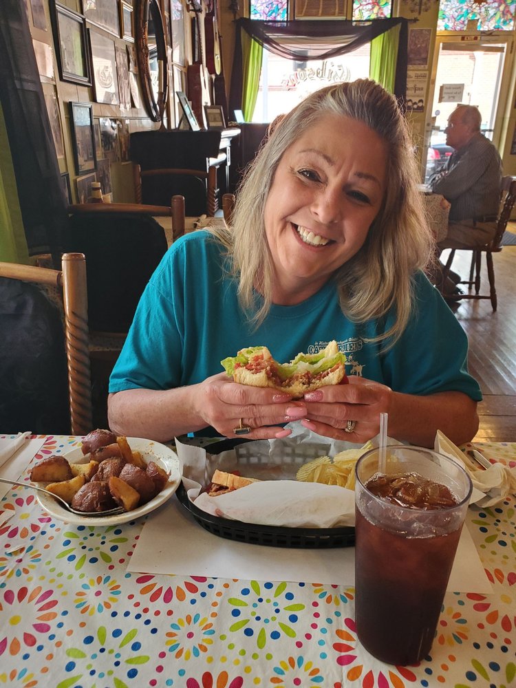 GIBSON’S CAFE - Updated October 2025 - 12 Reviews - 100 E Locust St ...