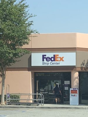 FEDEX SHIP CENTER - Updated December 2025 - 20 Photos & 110 Reviews ...