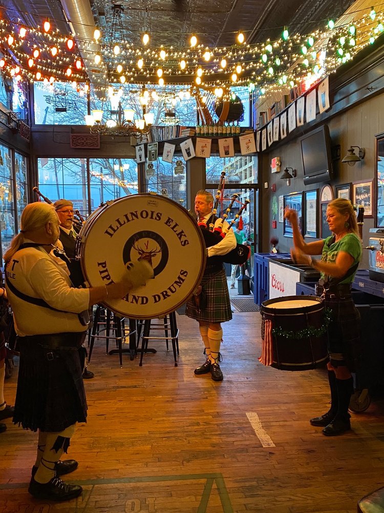 J P KELLY’S PUB & PACKAGE LIQUOR - Updated January 2026 - 16 Photos ...