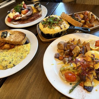 SWEET MAPLE - Updated March 2025 - 7882 Photos & 4997 Reviews - 2101 ...