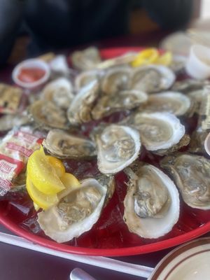 FISH & SLIPS MARINA RAW BAR & GRILL - Updated January 2026 - 456 Photos ...