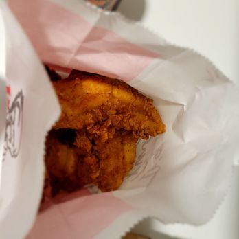 KFC - Updated April 2025 - 23 Photos - 71 Tottenham Court Road, London ...