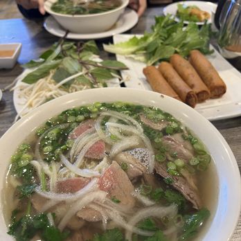 PHO 7 COW - Updated July 2025 - 1251 Photos & 858 Reviews - 1025 ...