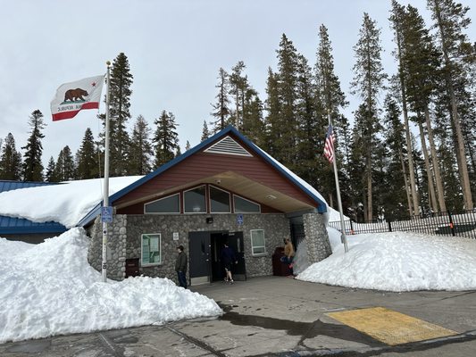 DONNER PASS REST AREA WESTBOUND - Updated July 2025 - 15 Photos ...