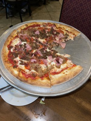 NEW YORK J & P PIZZA - Updated October 2025 - 39 Photos & 100 Reviews ...
