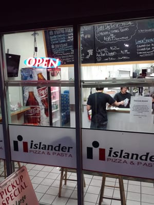 ISLANDER PIZZA & PASTA - Updated January 2026 - 14 Reviews - 5-795 Ryan ...