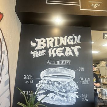 HOT CHICKEN ALLEY - Updated December 2025 - 268 Photos & 408 Reviews ...