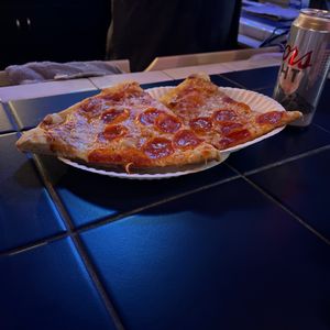 FUN HOUSE PIZZA & PUB - Updated October 2025 - 40 Photos & 83 Reviews ...