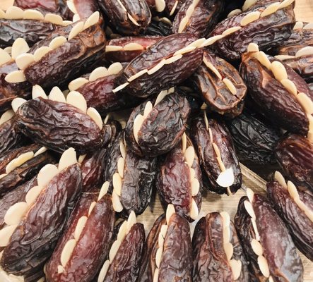 NUTS FACTORY - Updated July 2024 - 15 Photos - 118 Newbury St, Boston ...