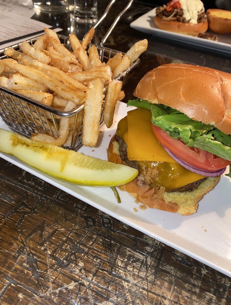 YANKEE DOODLE TAP ROOM - 126 Photos & 248 Reviews - 10 Palmer Sq E ...