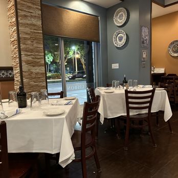 OLD LISBON RESTAURANTS - MIAMI - Updated December 2024 - 599 Photos ...