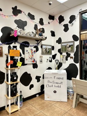 CAFFEINATED COW - Updated January 2025 - 69 Photos & 111 Reviews - 1791 ...