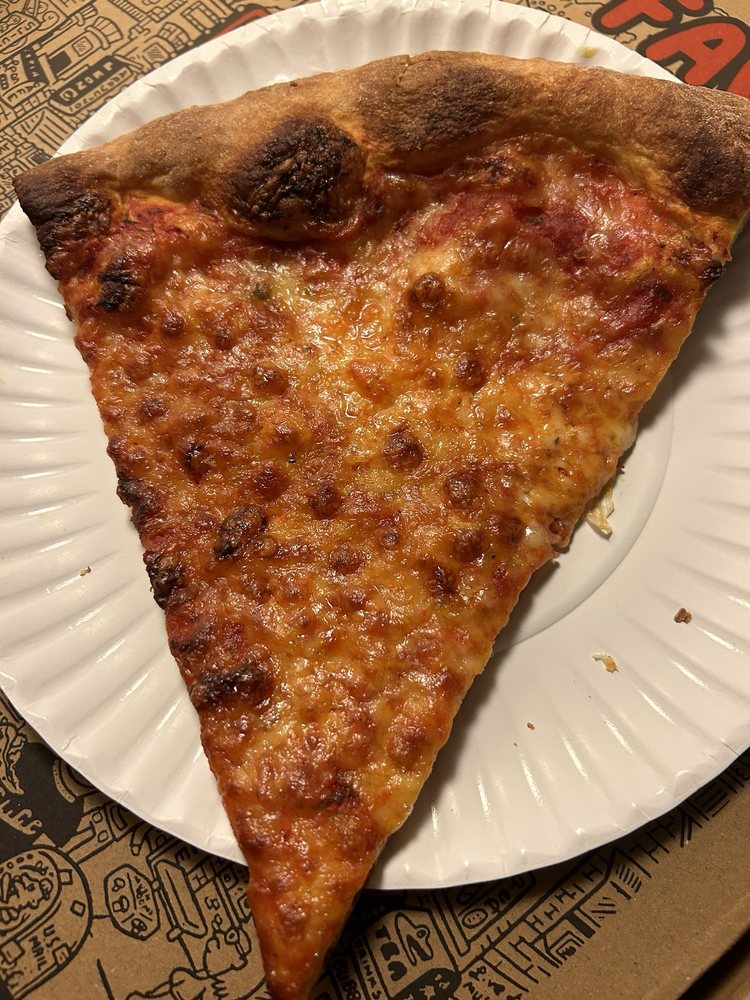 LUCCI’S PIZZA - Updated August 2024 - 590 New Jersey 3, Clifton, New ...