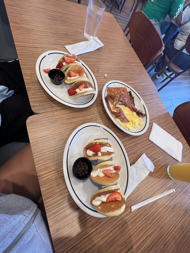 IHOP 【13 Photos】 2951 Avenue U, Brooklyn, New York - Breakfast & Brunch ...