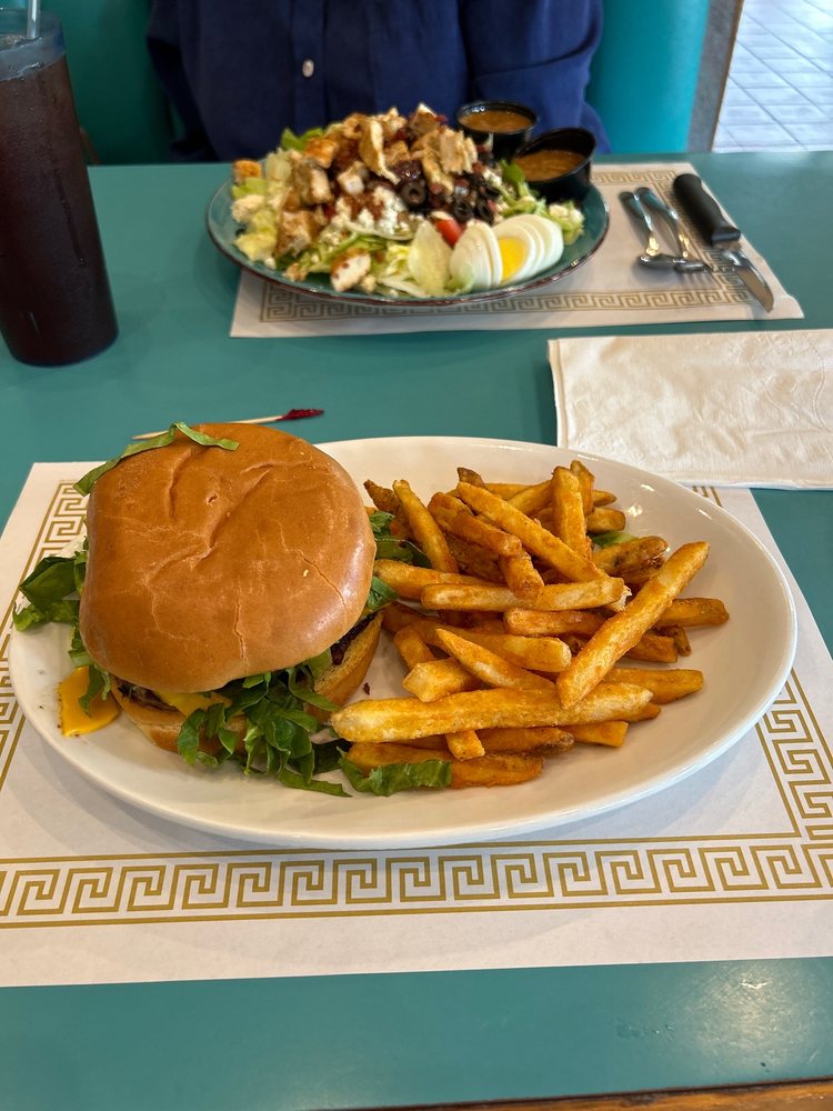 MAMA’S GRILL - Updated February 2025 - 26 Photos & 65 Reviews - 4227 ...