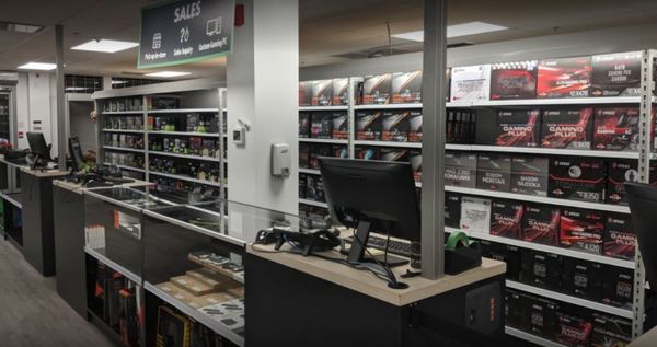 MEMORY EXPRESS COMPUTERS - VICTORIA - Updated January 2026 - 11 Photos ...