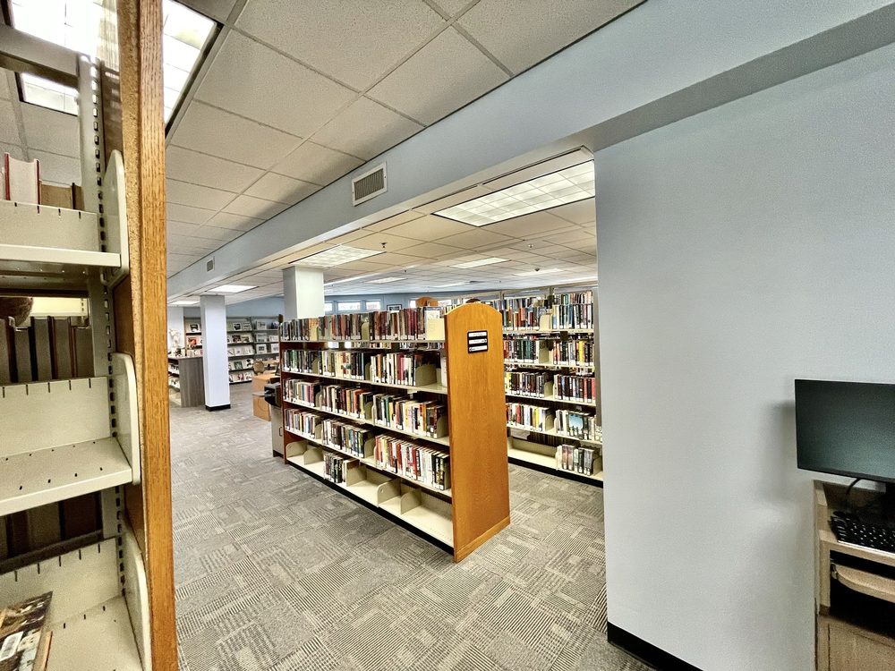 ST SIMONS PUBLIC LIBRARY - Updated June 2025 - 15 Photos - 530 ...