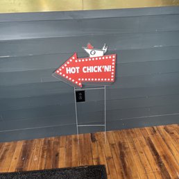 CHICK’N OUT - Updated November 2025 - 211 Photos & 98 Reviews - 37 ...