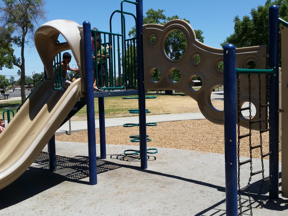 CENTENNIAL PARK - Updated December 2025 - 12 Photos - 11729 Hanford ...