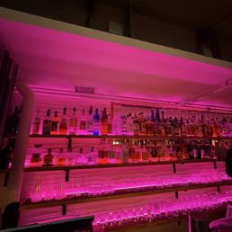 APEX ROOFTOP BAR AND LOUNGE - Updated October 2025 - 19 Photos & 14 ...