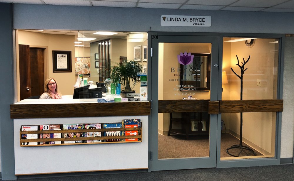 LINDA M BRYCE, DDS - Updated December 2025 - 1407 N 8th St, Sheboygan ...