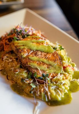 STASH BOX - Updated December 2025 - 52 Photos & 32 Reviews - 866 Elm St ...