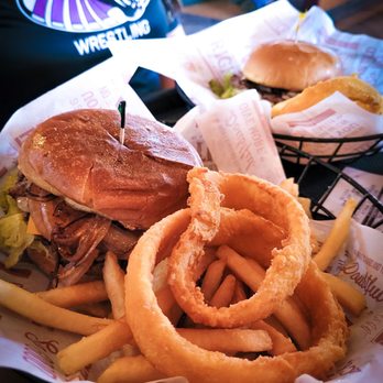 THE HITCH BURGER GRILL - RANCHO CUCAMONGA - Updated June 2024 - 207 ...