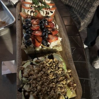 THE ALIBI PUB AND GRILL - Updated September 2025 - 42 Photos & 35 ...