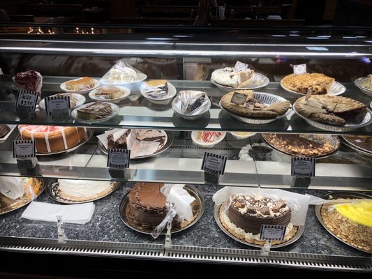 EAST RIDGE FAMILY RESTAURANT - 85 Photos & 73 Reviews - 1925 E Ridge Rd ...