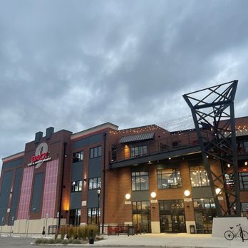 Photos of BACK 9 GOLF & ENTERTAINMENT - Updated August 2024 - 237 ...