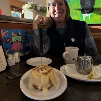 THE COW AN EATERY - Updated July 2025 - 517 Photos & 731 Reviews - 316 ...