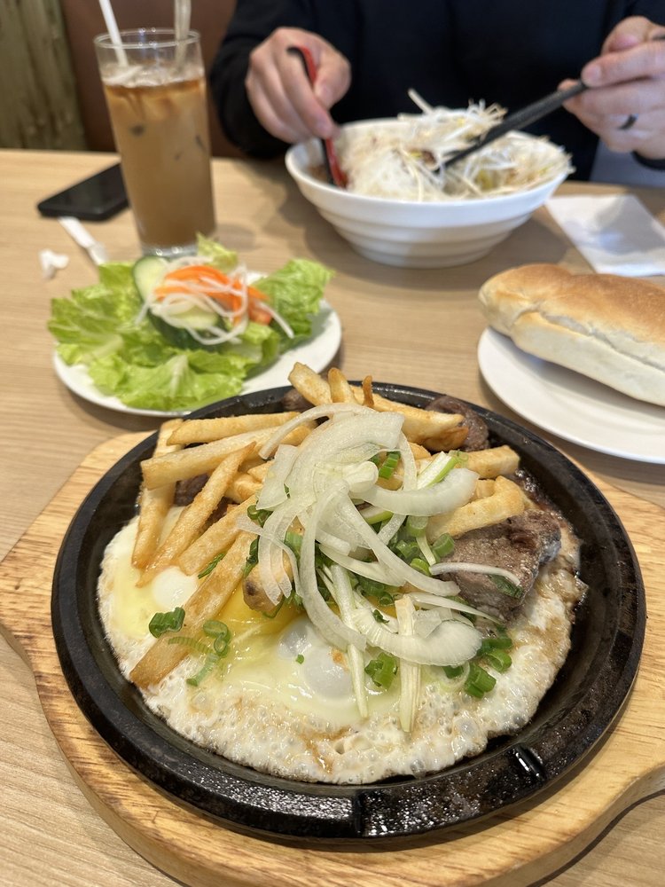 PHO TRUC LAM - Updated May 2026 - 40 Photos - 7887 Weston Road ...