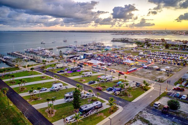 CAUSEWAY COVE MARINA - 13 Photos - 601 Seaway Dr, Fort Pierce, FL ...