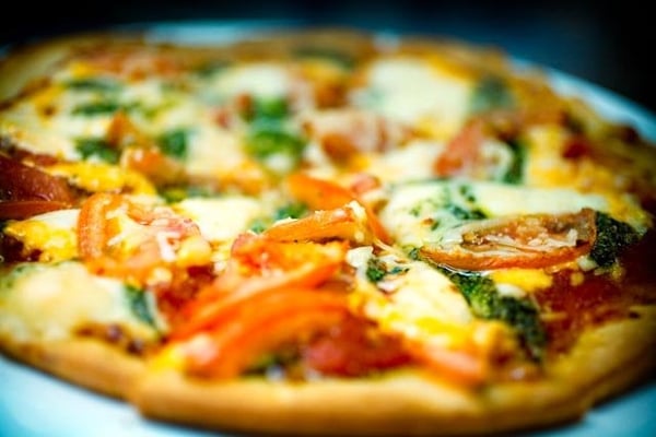QUEENS CROSS NEIGHBOURHOOD PUB - 14 Photos & 40 Reviews - 2989 Lonsdale ...