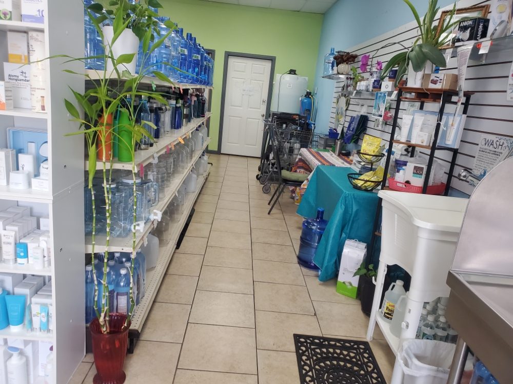 WATER TREE - Updated April 2024 - 14522 S Post Oak Rd, Houston, Texas ...