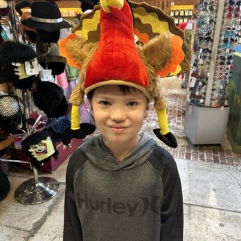 THE WIZARD’S CHEST - Updated October 2025 - 239 Photos & 274 Reviews ...