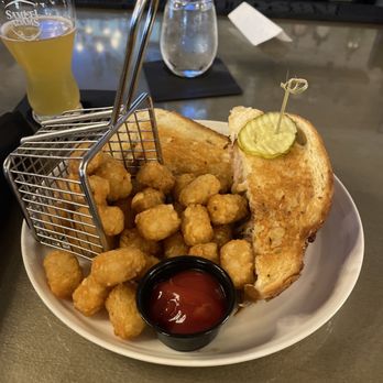 UNION STRAW - Updated March 2025 - 393 Photos & 428 Reviews - 8 ...